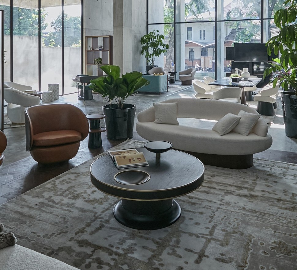 AMAN Lounge Chair